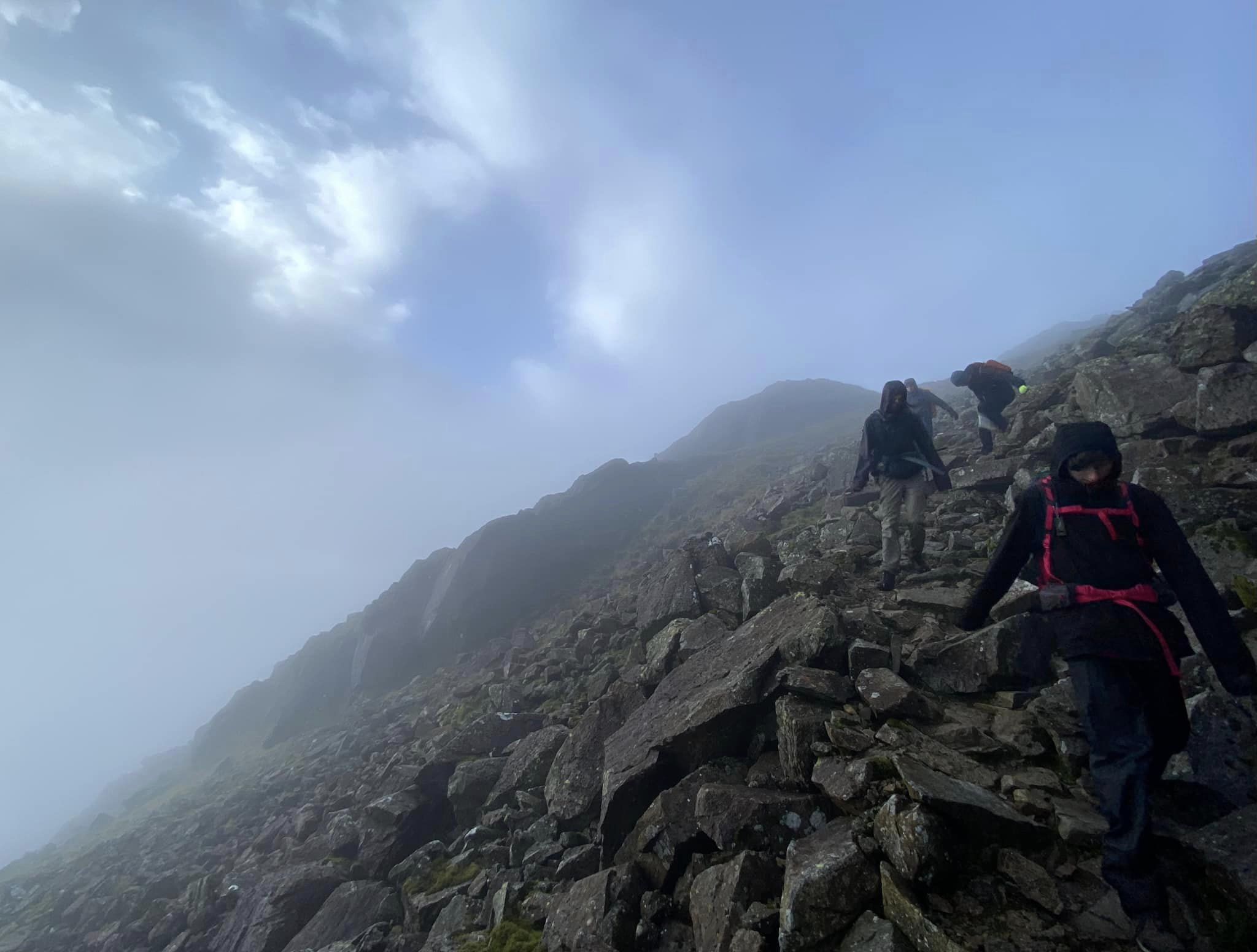 36 Scouts and Explorers take on the Lake District – New Forest Scouts